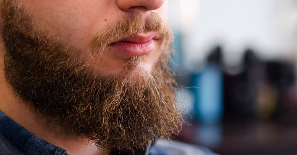 ¿Cuánto tarda en crecer la barba? ¿Cómo mejorar su aspecto?